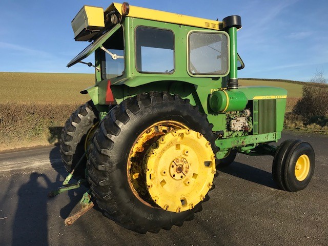 JOHN DEERE 5020 VINTAGE TRACTOR – Estrada Exports