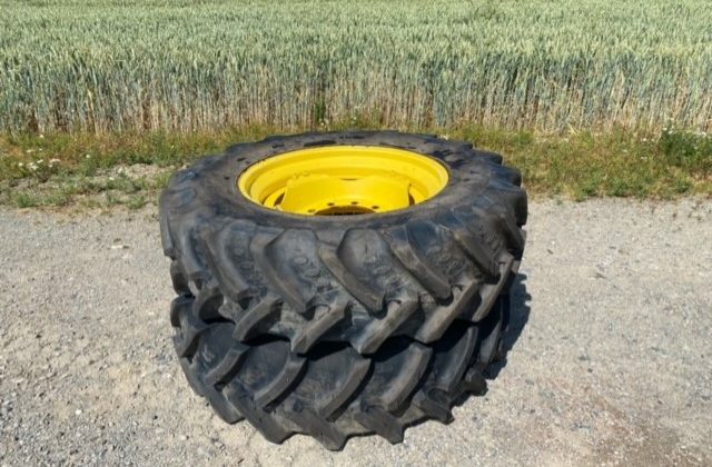 x2 NEW BKT tyres 380/85 R30 Tyres on john deere 10 rims – Estrada Exports